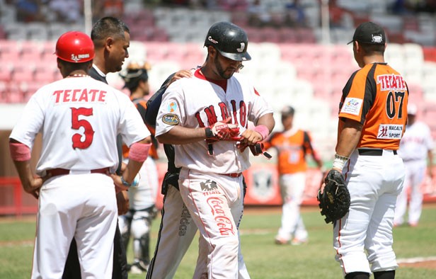 ALGODONEROS LE APLICA LA LIMPIA A INDIOS. - Beisbol Cuauhtemoc