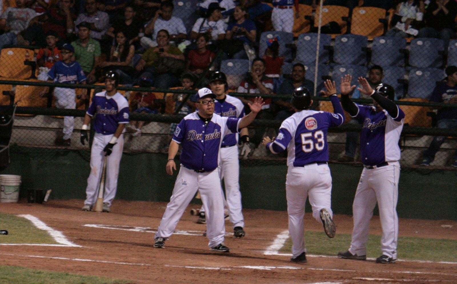 INDIOS, DORADOS, FARAONES Y ALGODONEROS, SE LLEVAN EL PRIMERO DE LA SERIE. - Beisbol Cuauhtemoc